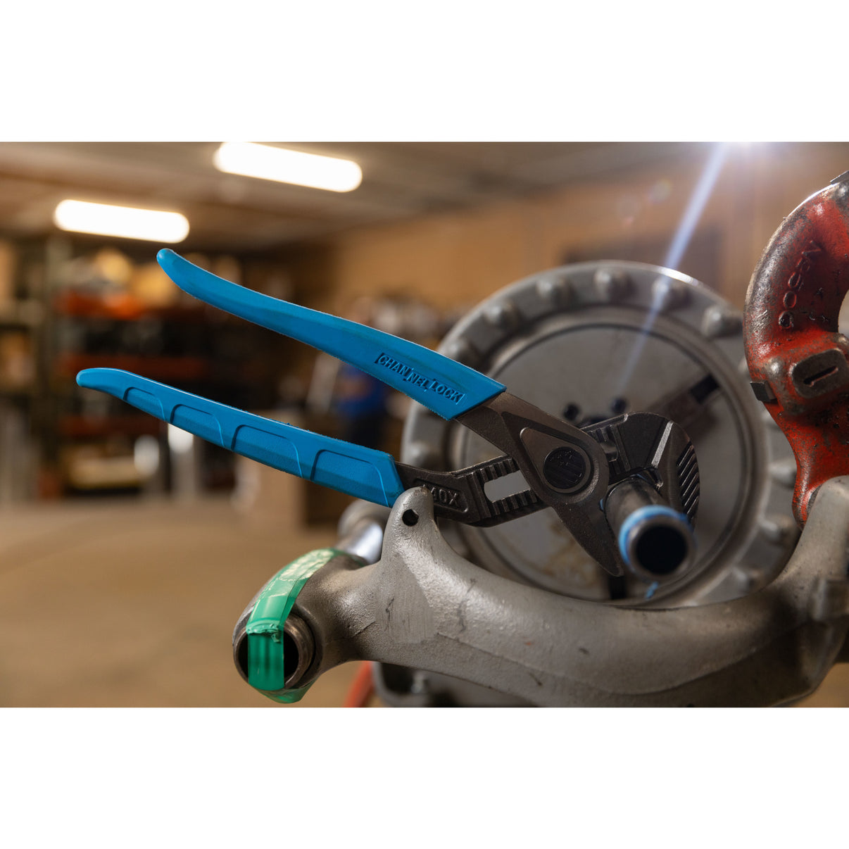 440X 12-inch Push Button Pliers | Shop CHANNELLOCK®