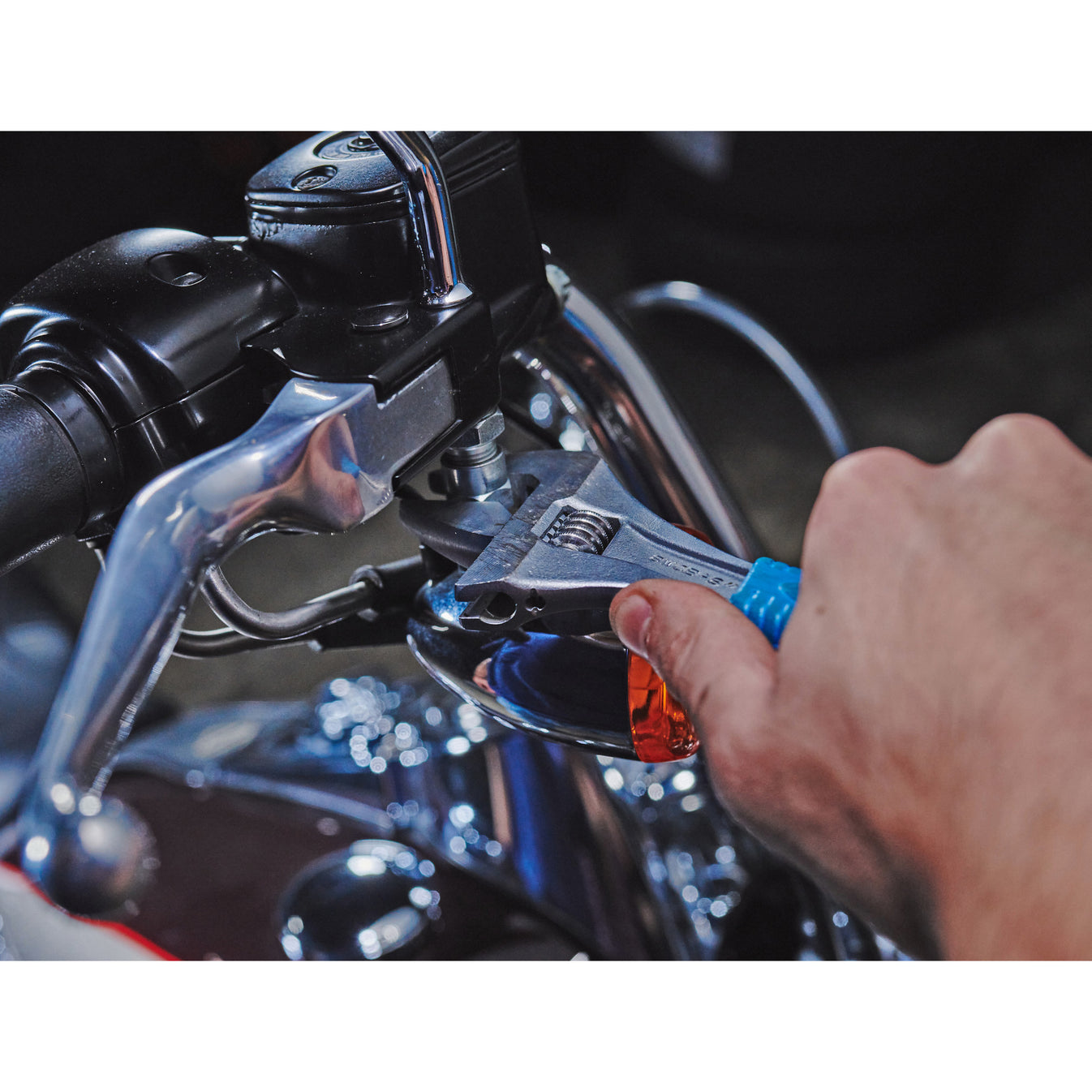 8-inch Adjustable Wrench | Shop CHANNELLOCK®